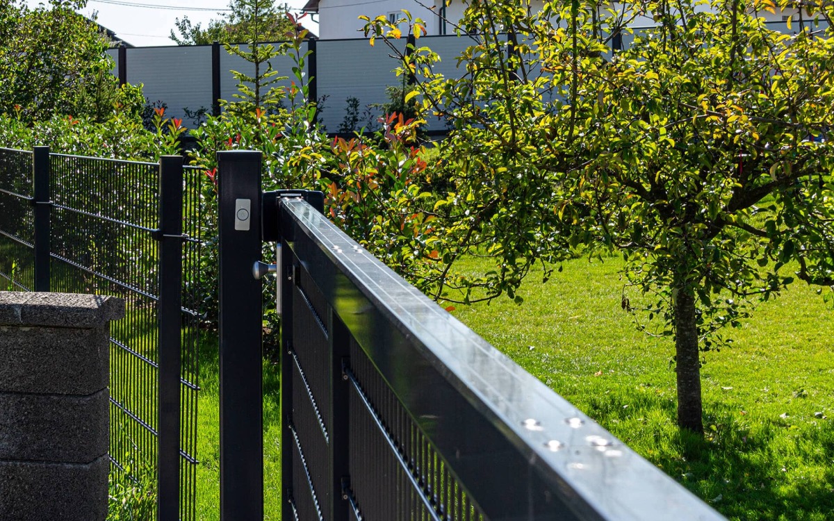 METALLBAU MAYR GmbH Doppelstab-Gitterzäune